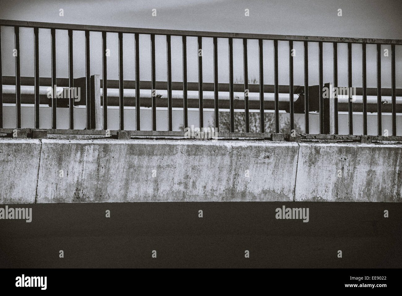 Winding fence lines hi-res stock photography and images - Alamy