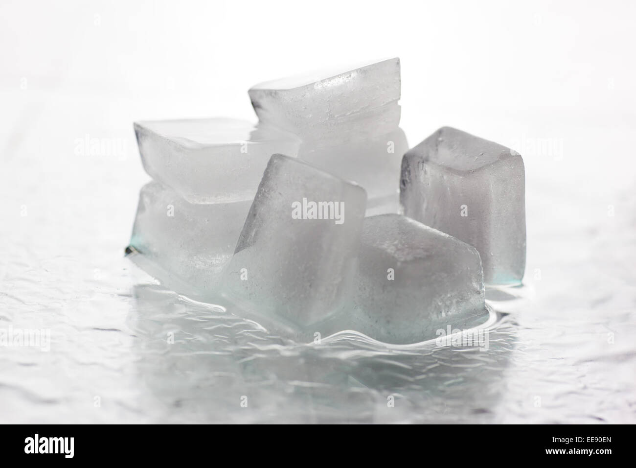 Melt ice cubes hi-res stock photography and images - Alamy