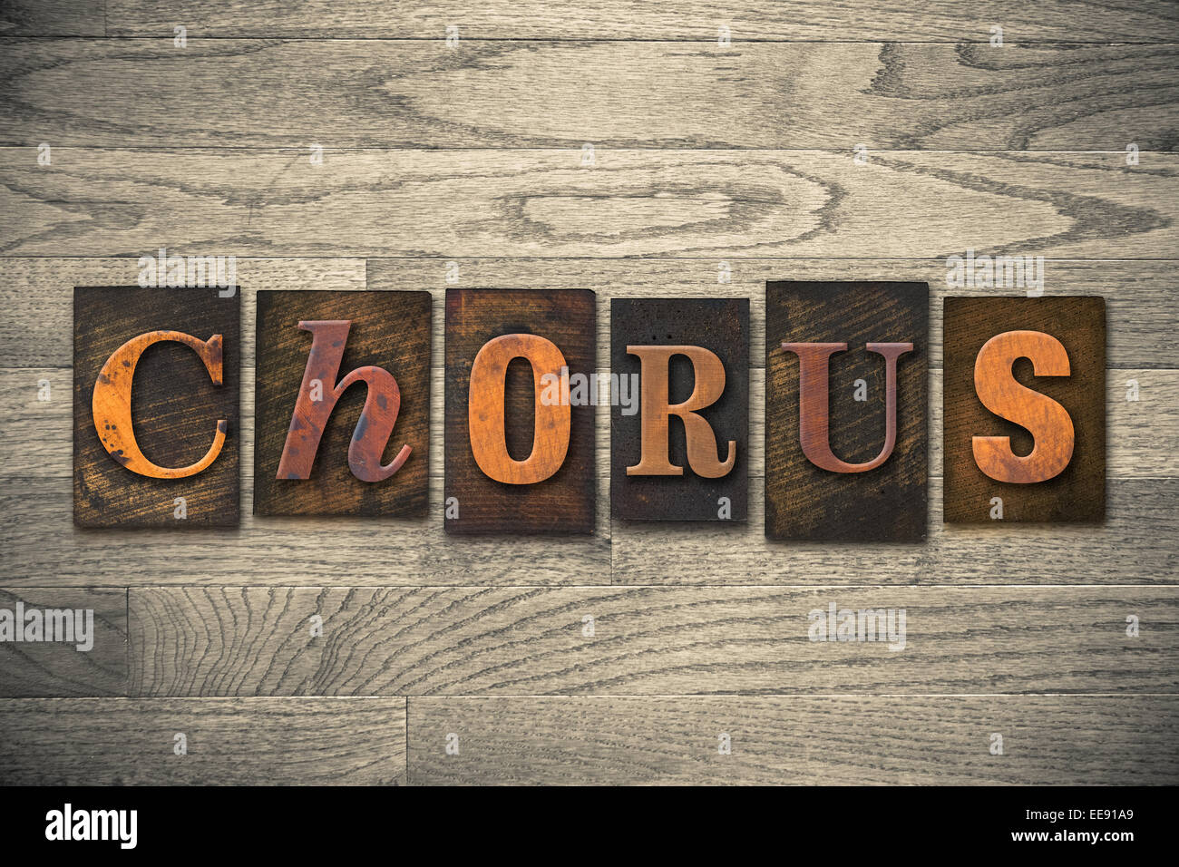 The word "CHORUS" written in wooden letterpress type Stock Photo - Alamy