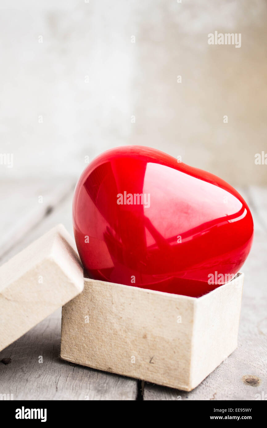 Red heart in a box hi-res stock photography and images - Alamy