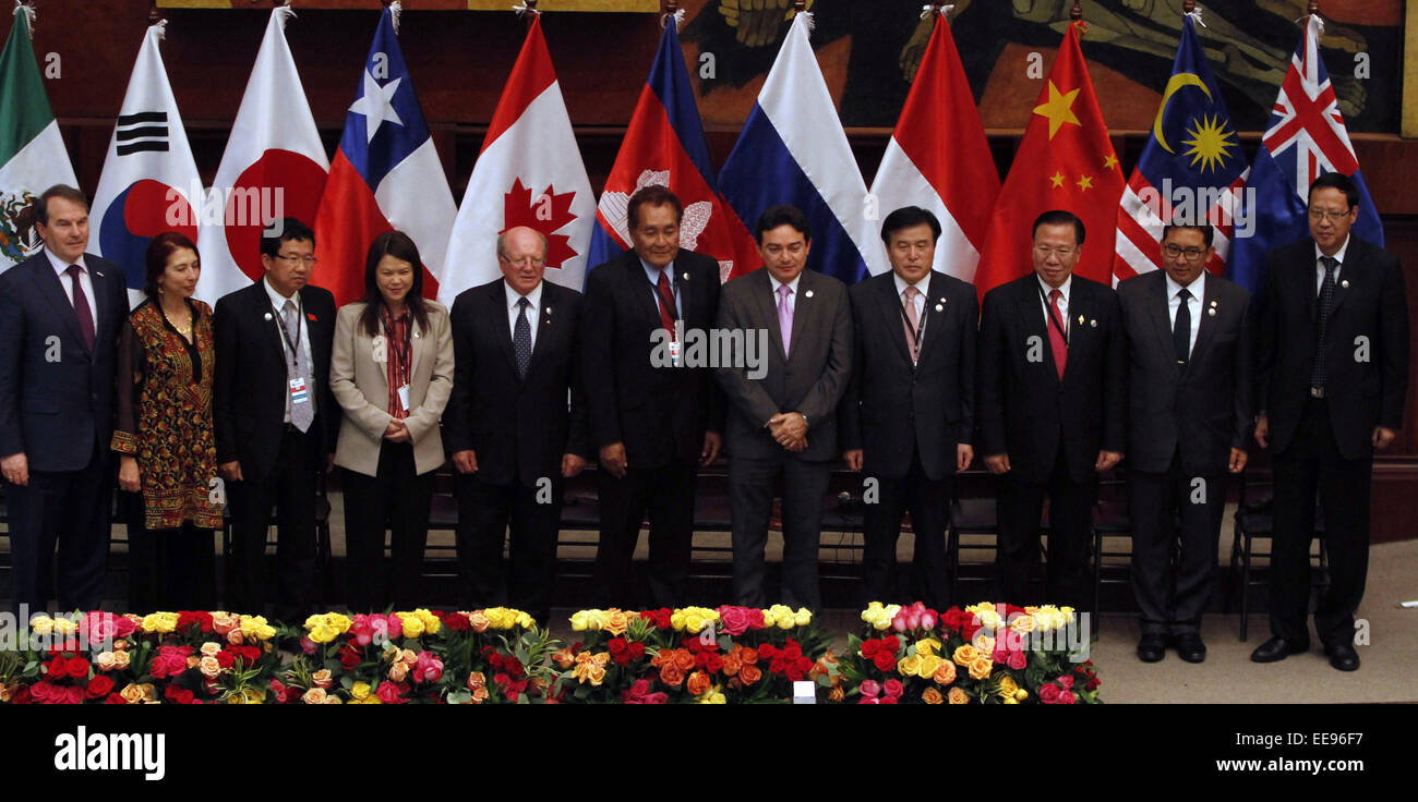 Quito, Ecuador. 14th Jan, 2015. Parliamentarians pose for the official ...