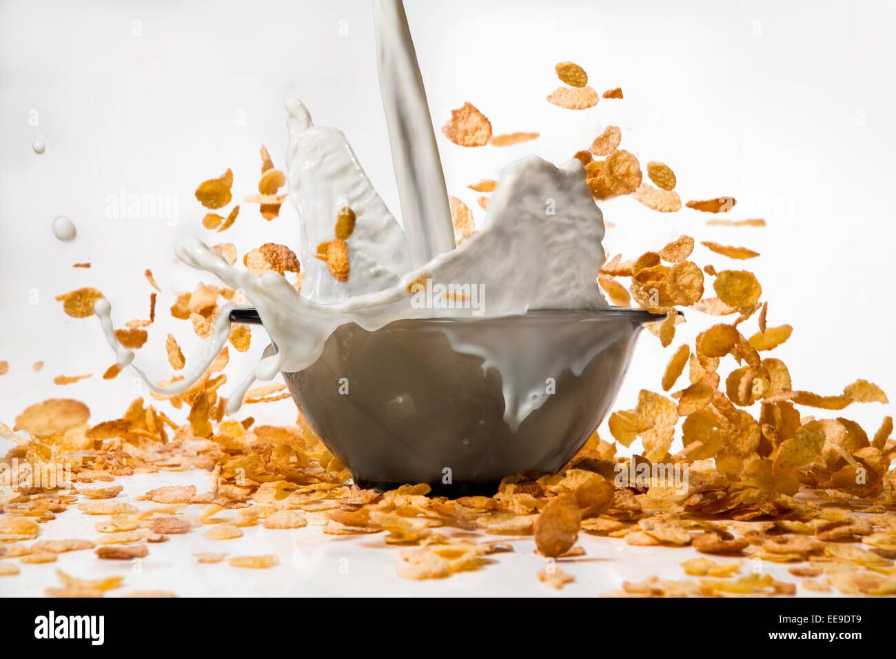 Cereal flakes falling glass bowl hi-res stock photography and images ...