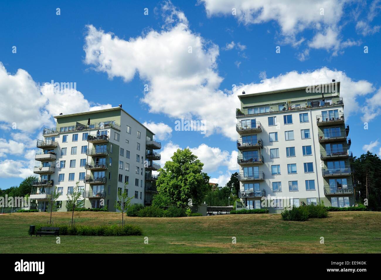 Brick apartment block hi-res stock photography and images - Alamy