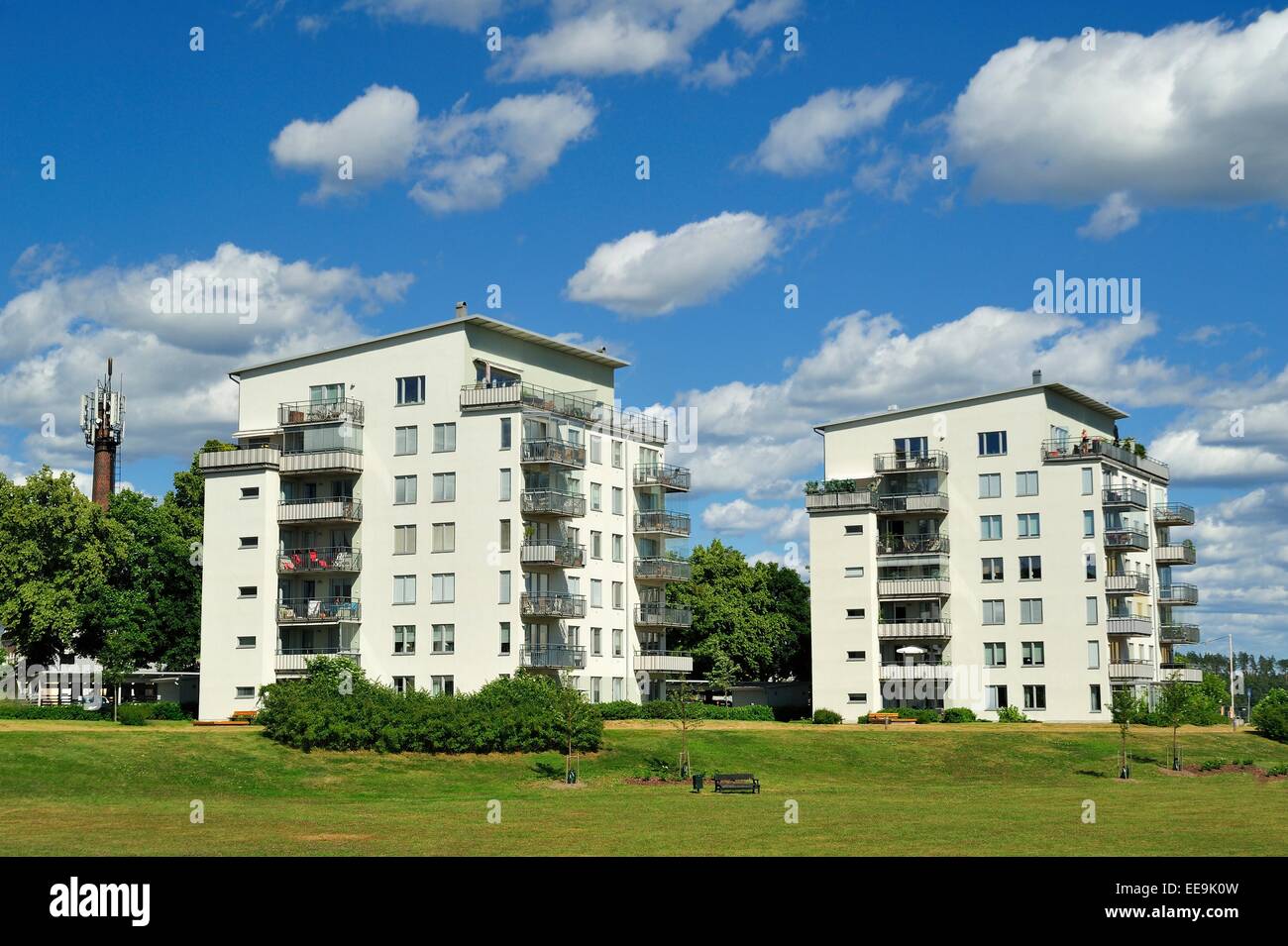 Contemporary apartment block hi-res stock photography and images - Alamy