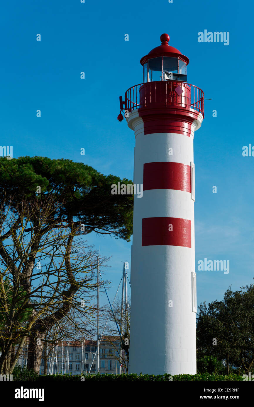 The Red Lighthouse,Old Harbour,La Rochelle, Charente Maritime, Poitou ...