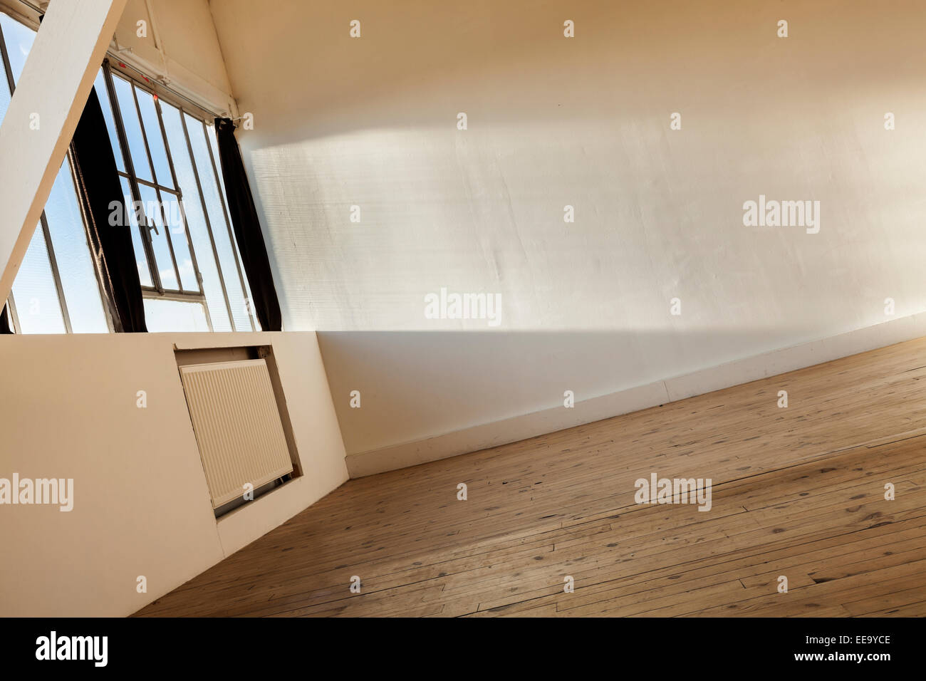Beam light window hi-res stock photography and images - Alamy