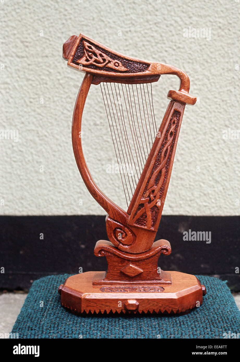 INTERNMENT ART, LONG KESH, NORTHERN IRELAND - JUNE 1972. Model of ...