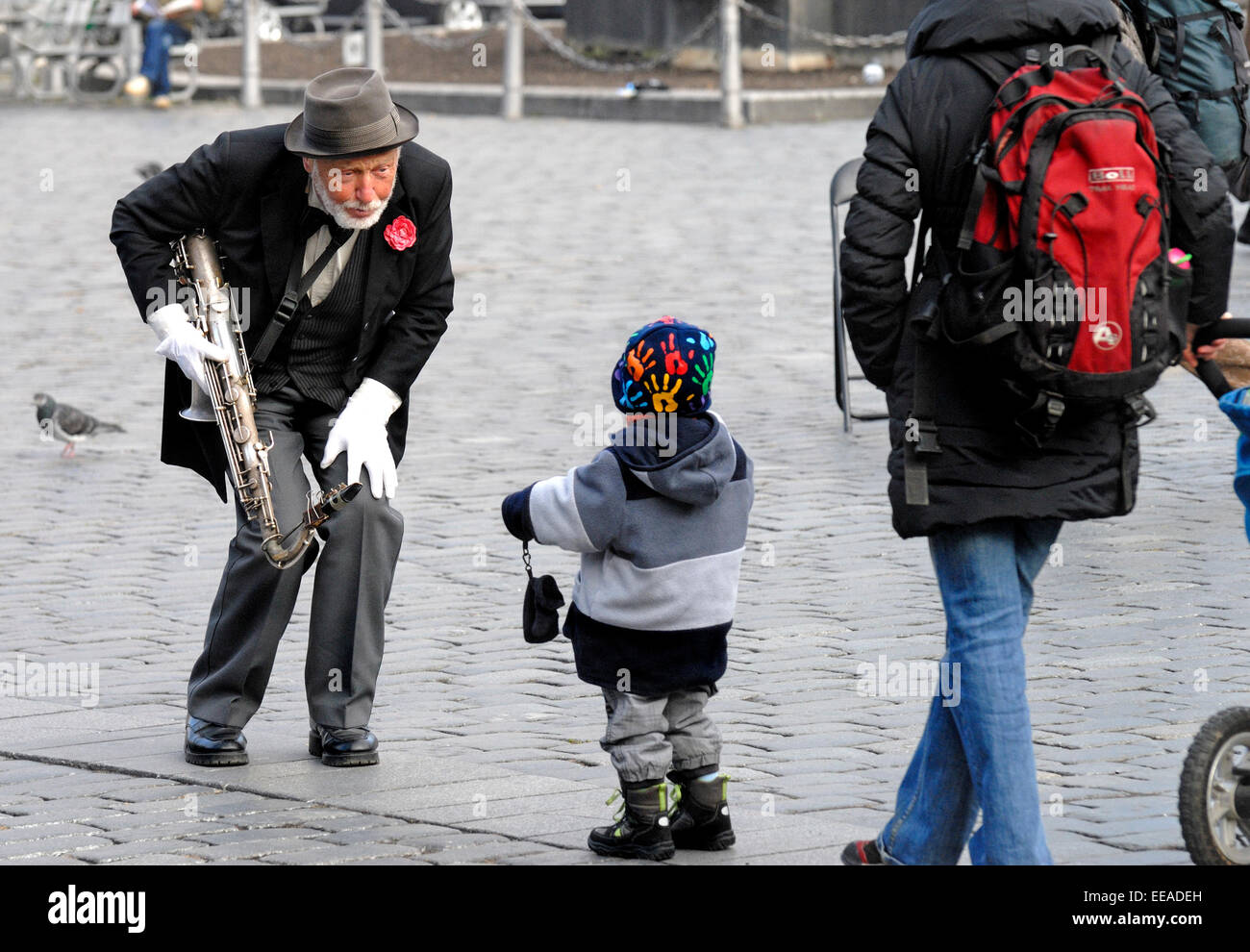 Sax child hi-res stock photography and images - Alamy