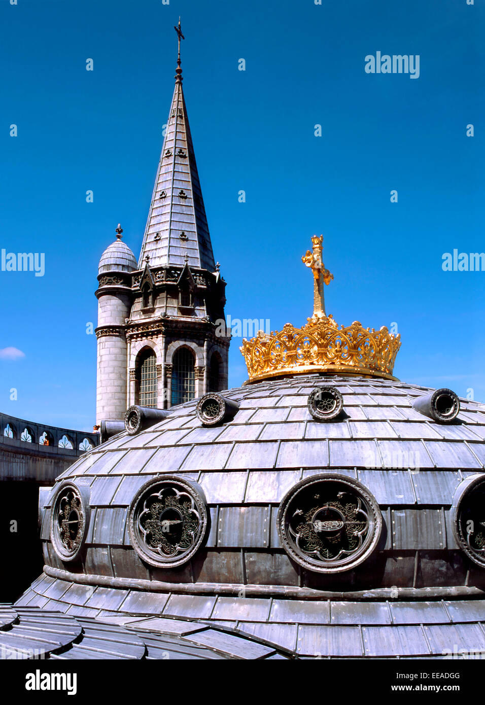 Lourdes, Midi-Pyrenees, France. Dome above Basilique du Rosaire and ...