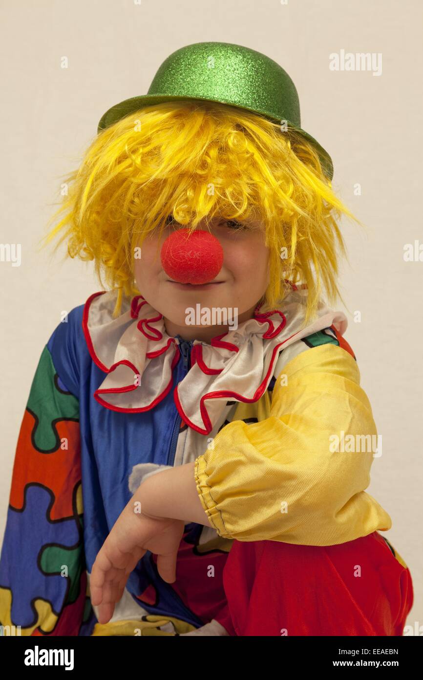 Clown and kids hi-res stock photography and images - Alamy