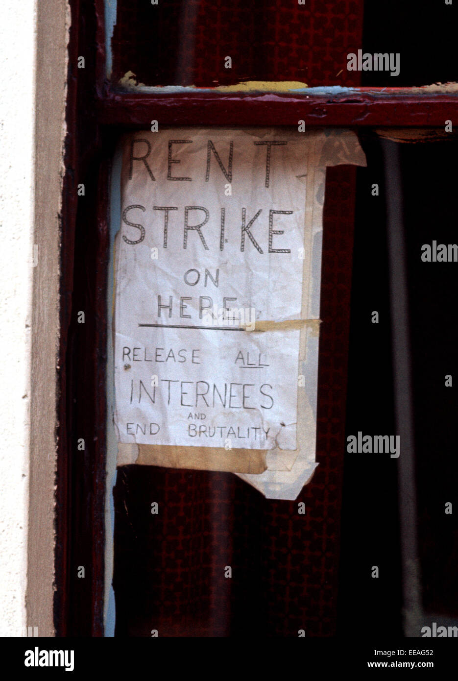 RENT STRIKE POSTER IN BELFAST, NORTHERN IRELAND - JUNE 1972. Rent ...
