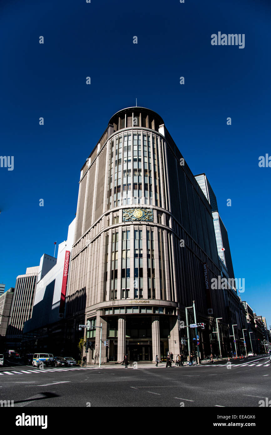 Nihonbashi mitsukoshi hi-res stock photography and images - Alamy