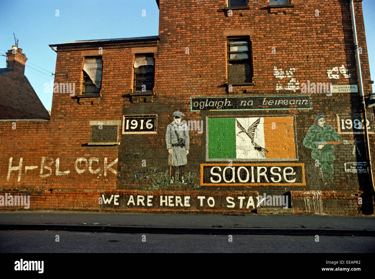 BELFAST, NORTHERN IRELAND - OCTOBER 1983. Mural in Republican West ...