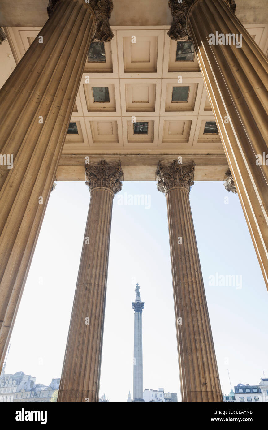 Nelson's column national gallery hi-res stock photography and images ...