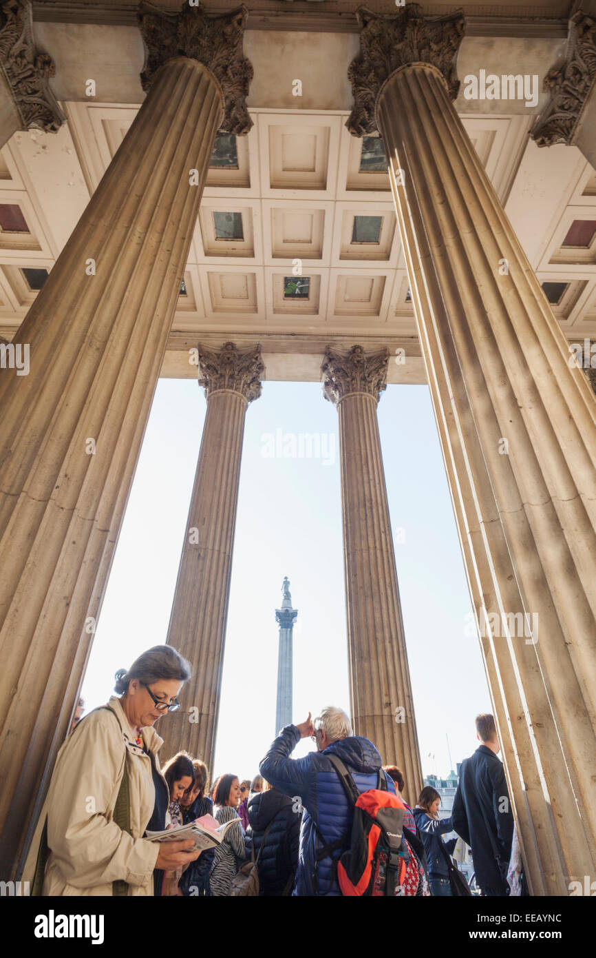 National gallery nelsons column hi-res stock photography and images - Alamy