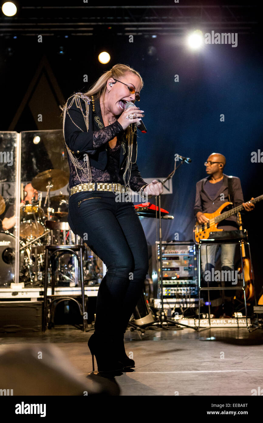Anastacia singer hi-res stock photography and images - Alamy