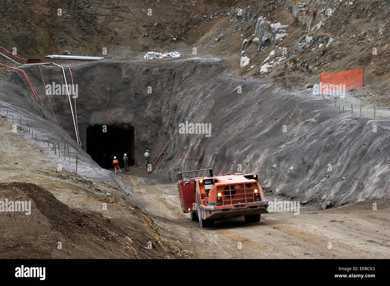Mineral mining underground seam hi-res stock photography and images - Alamy