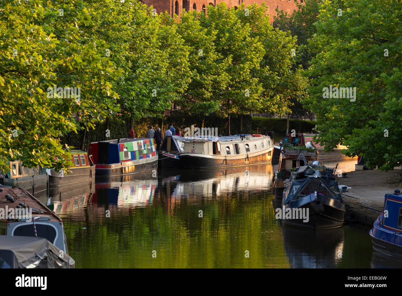 Manchester canals hi-res stock photography and images - Alamy