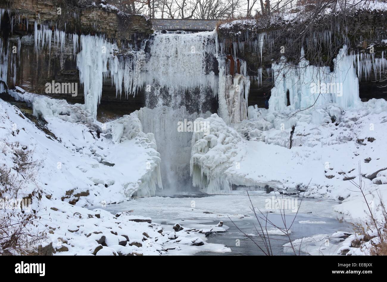 Frozen waterfalls at Minnehaha Falls in Minneapolis, Minnesota Stock ...