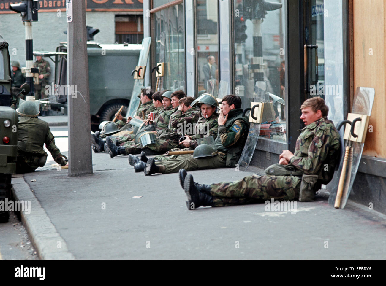 BELFAST, NORTHERN IRELAND - MAY 1972. British Army Troops with Anti ...