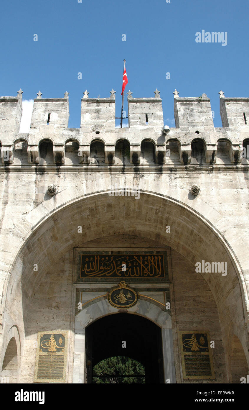 Entrance to blue mosque hi-res stock photography and images - Alamy