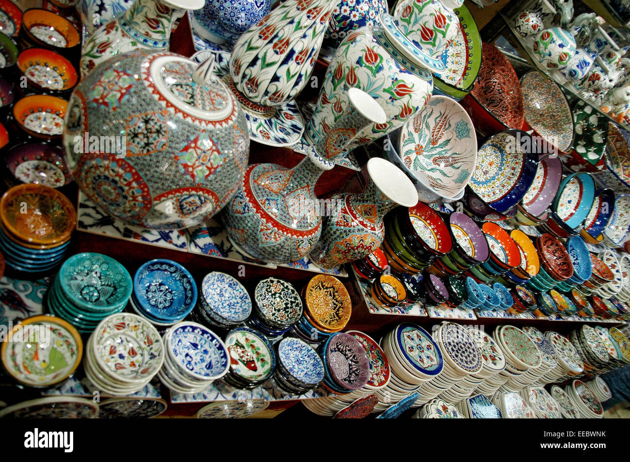 Decorated pots, vases, bowls and plates in the souk, Istanbul, Turkey ...