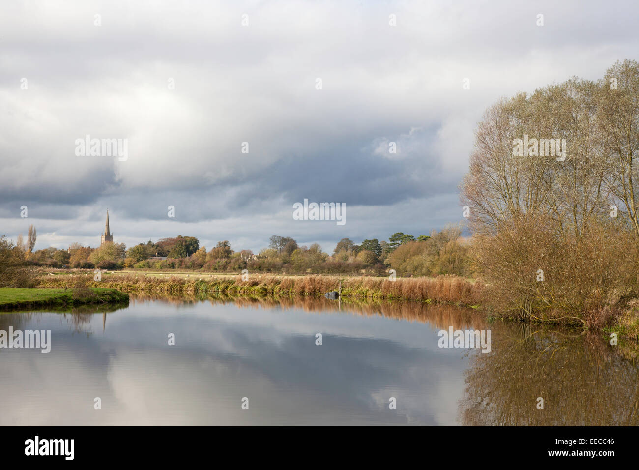 The spire of St Lawrence Church in Lechlade on Thames reflected in the ...