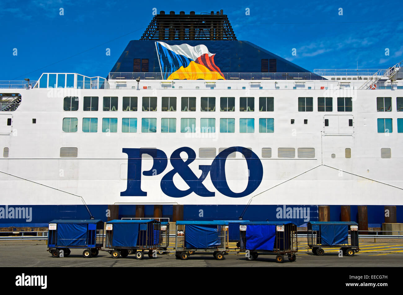 Lateral view of a cross-channel ferry of the shipping company P&O ... Lateral view of a cross-channel ferry of the shipping company P&O ...