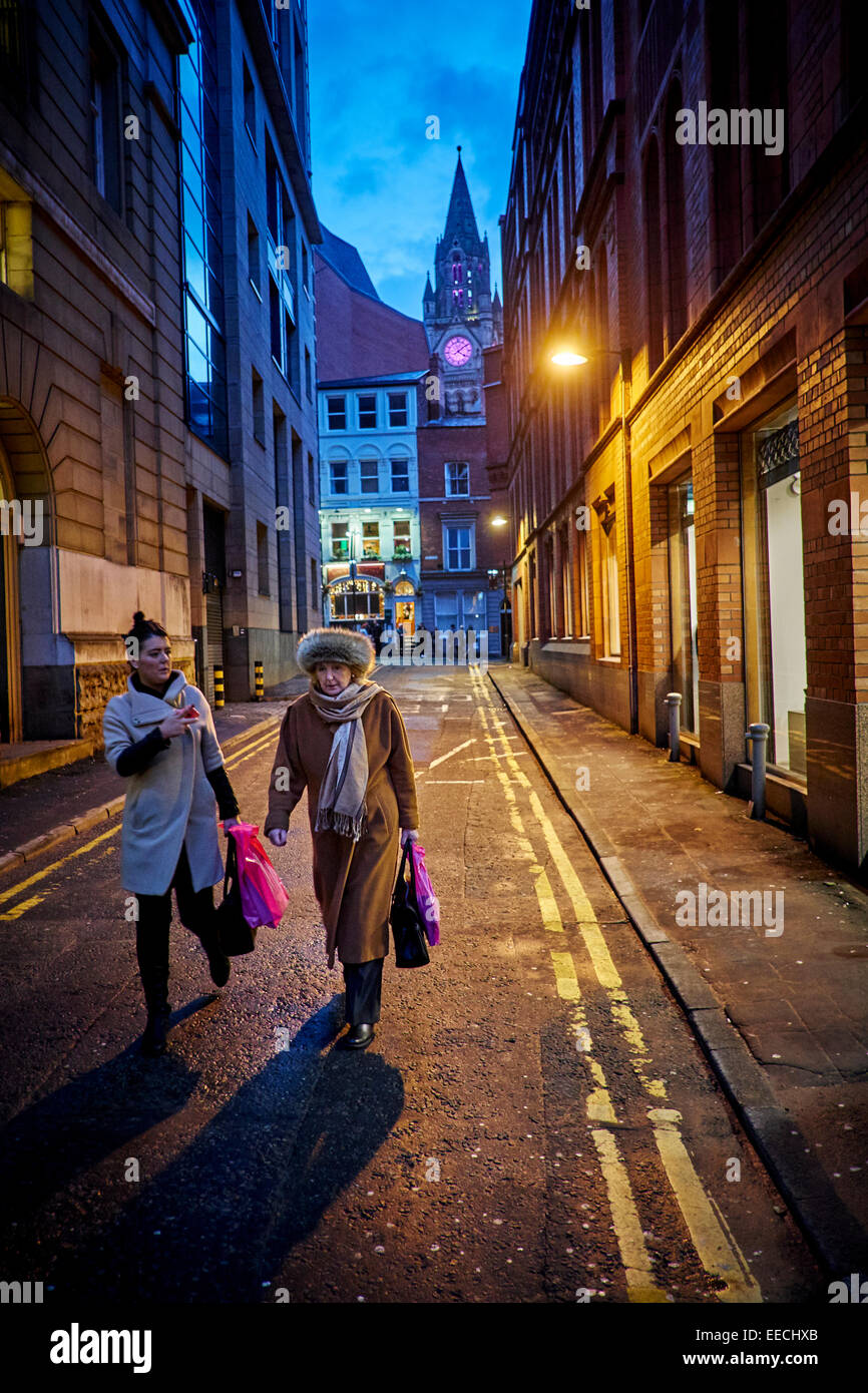 ladies walking in manchester at night in back passages Stock Photo - Alamy