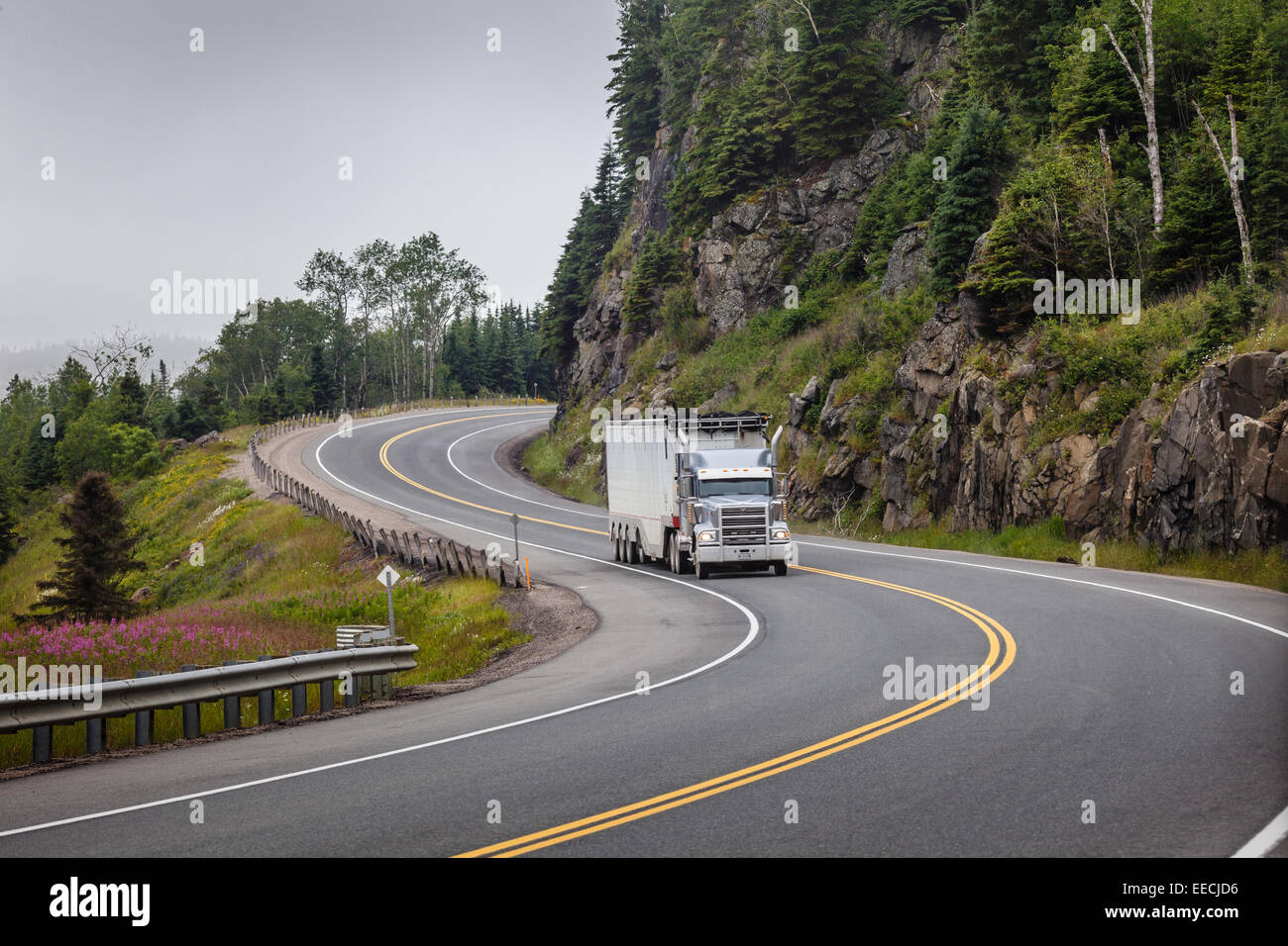 Winding highway hi-res stock photography and images - Alamy
