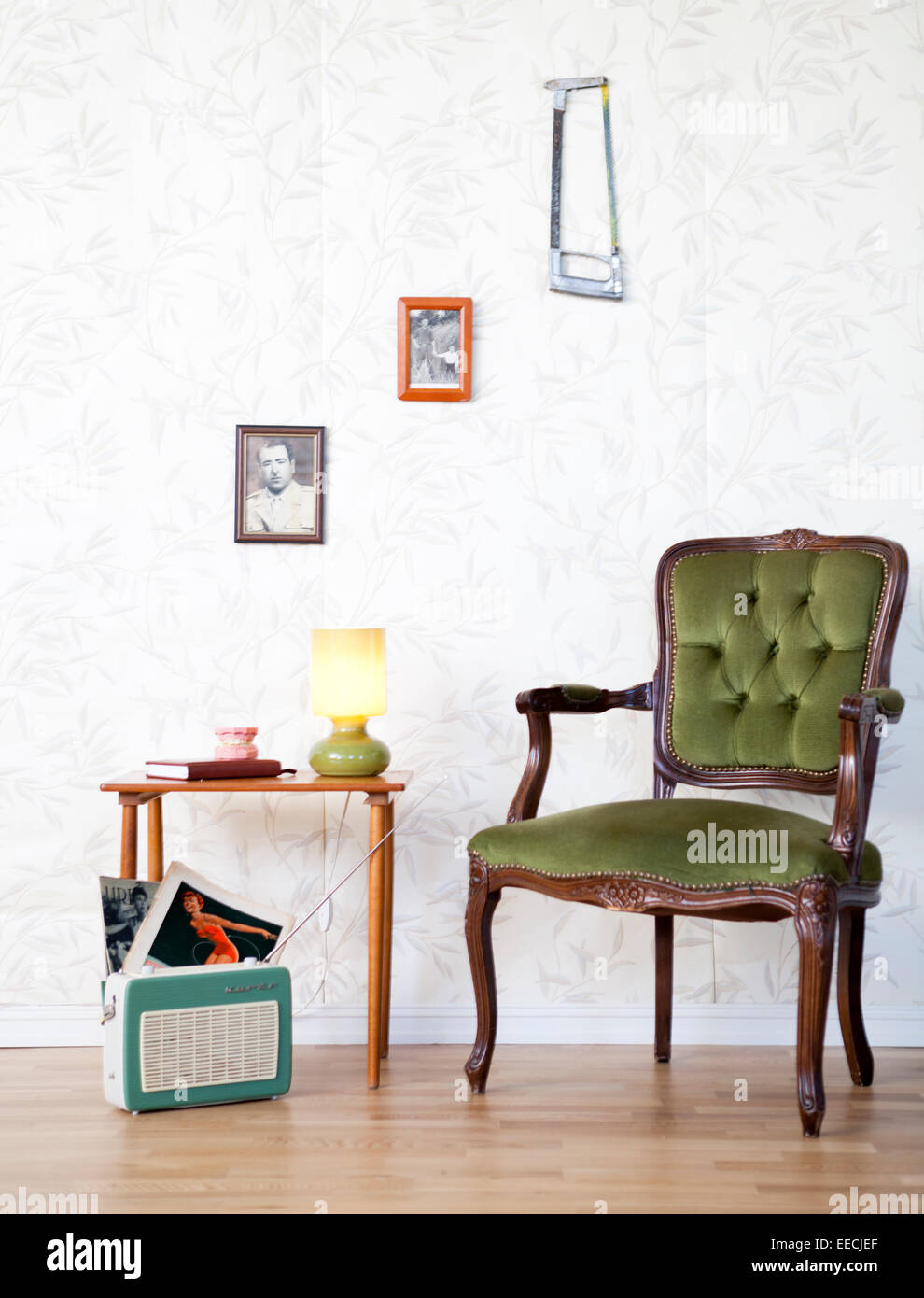 Mahogony frame hi-res stock photography and images - Alamy