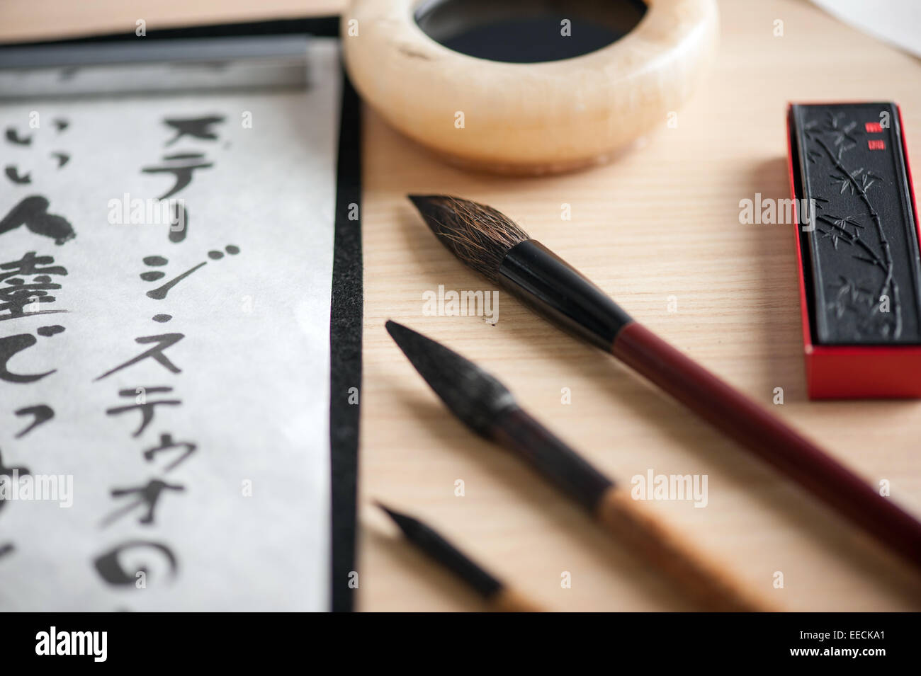 Closeup image of calligraphy tools Stock Photo - Alamy