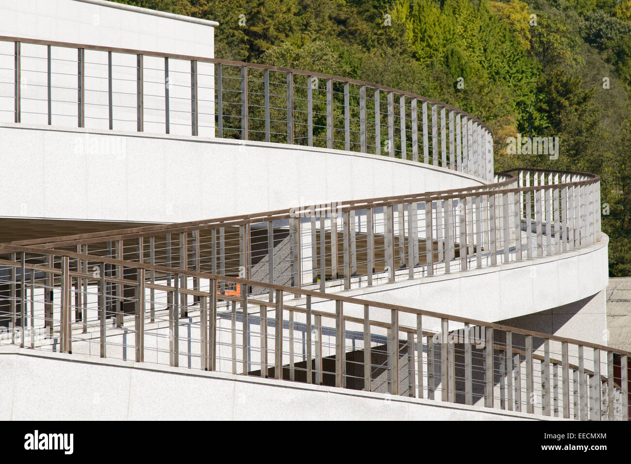 Wooden ramp hi-res stock photography and images - Alamy