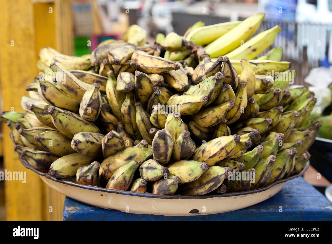 Dish full of bananas for sale at the roadside in Accra, Ghana Stock ...
