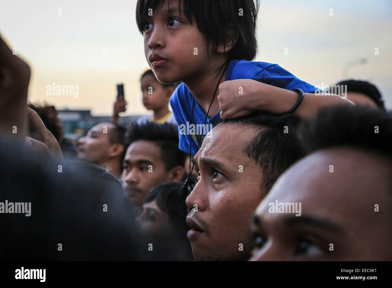 Manila, Philippines. 15th Jan, 2015. People wait at Manila airport to ...