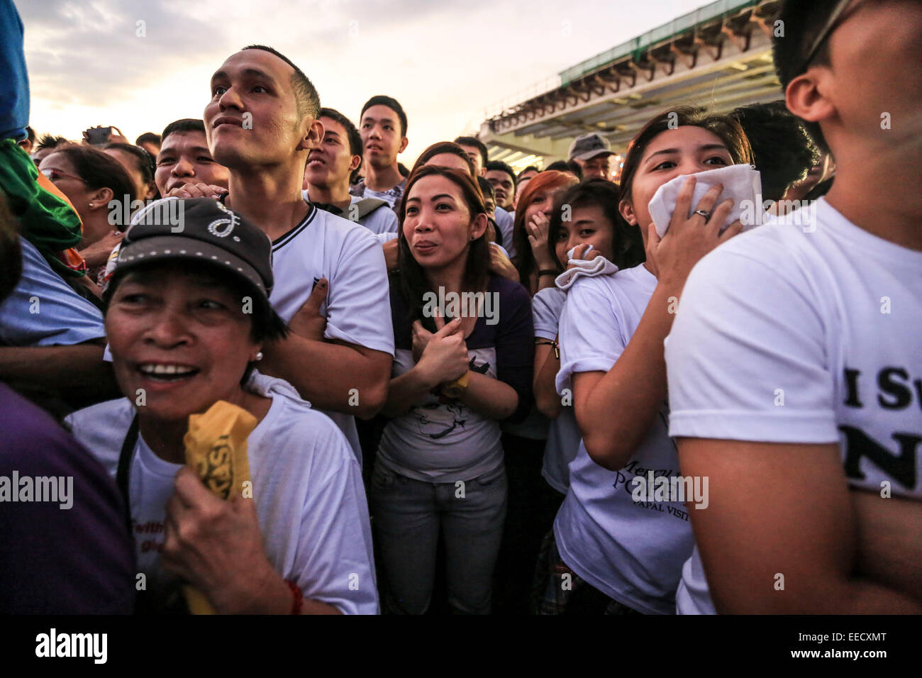 Manila, Philippines. 15th Jan, 2015. People wait at Manila airport to ...