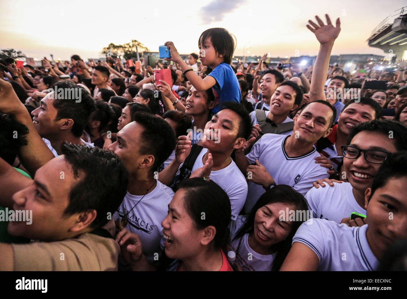 Manila, Philippines. 15th Jan, 2015. People wait at Manila airport to ...