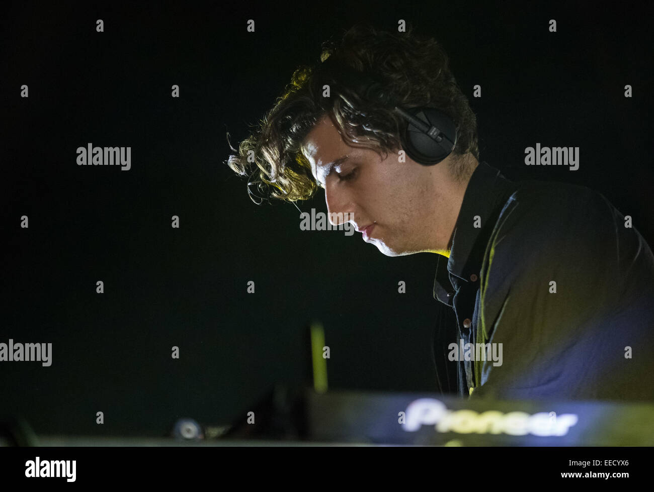 NOS Alive (Optimus Alive) Festival 2014 - Day 1 - Performances ...