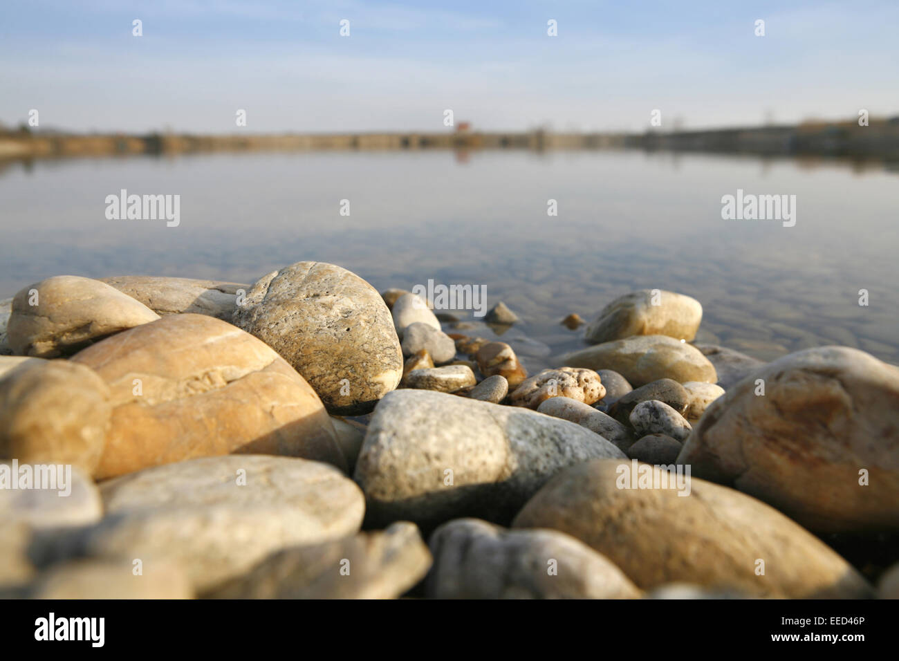 Wo Kommen All Die Steine Und Seen Her? – QMQH