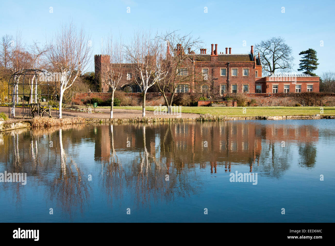 Nottinghamshire country house hi-res stock photography and images - Alamy