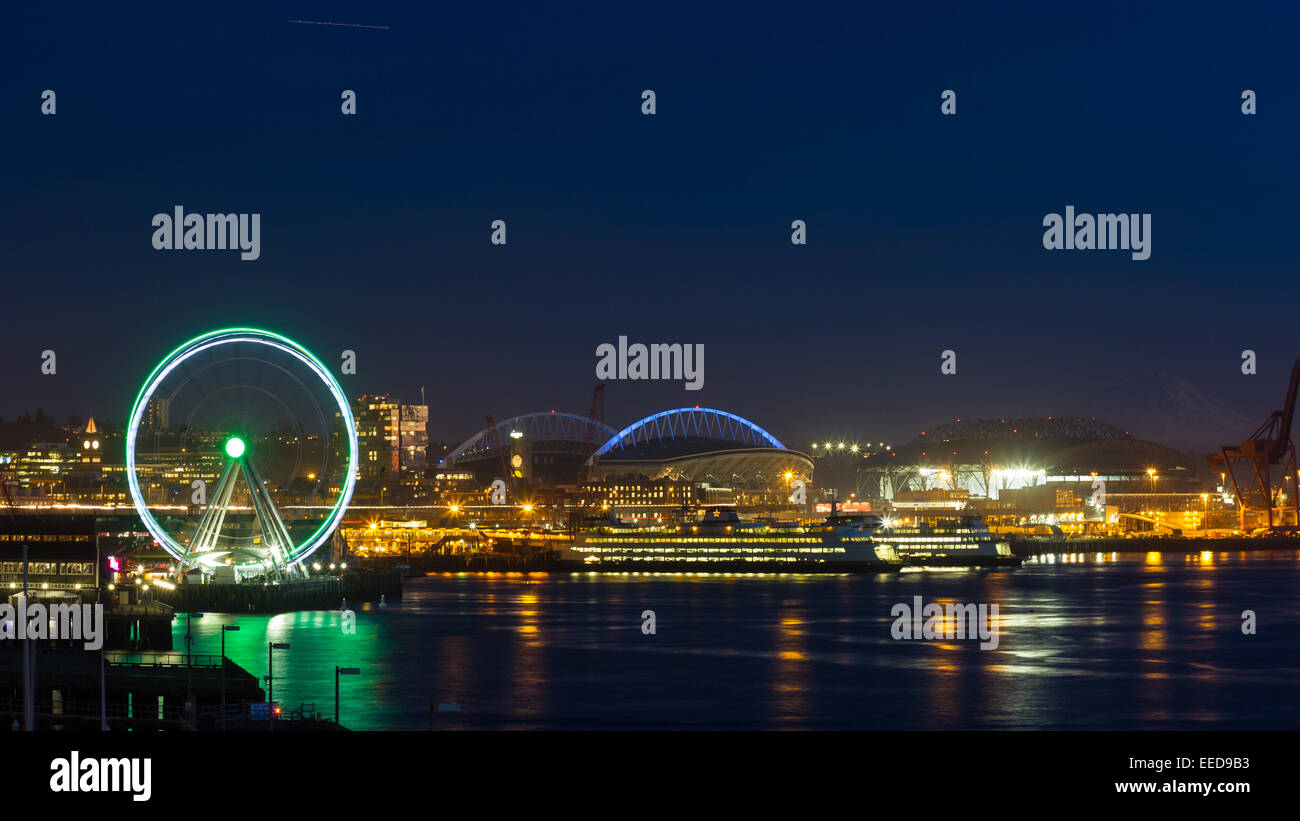 Sunset and waterfront at night modern hi-res stock photography and ...