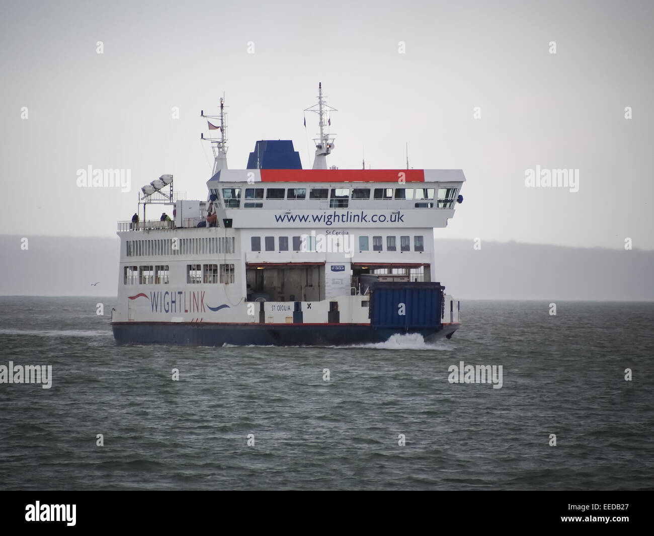 Portsmouth ryde ferry hi-res stock photography and images - Alamy