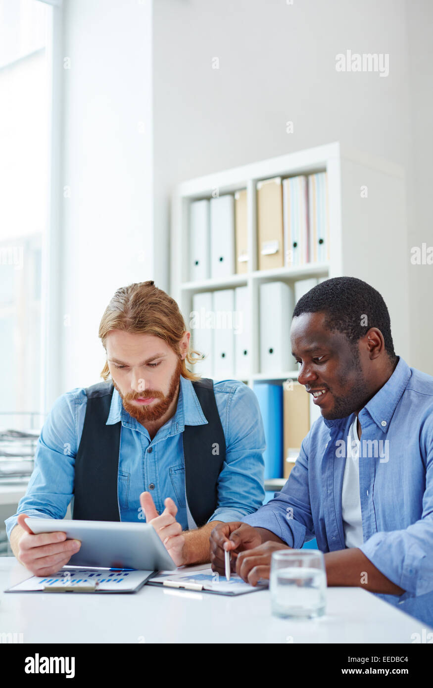 Finding executive hi-res stock photography and images - Alamy