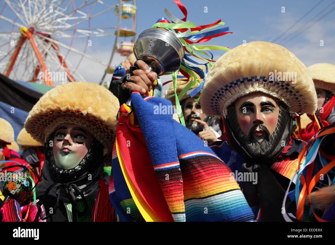 Chiapas, Mexico. 15th Jan, 2015. People participate in the Parachicos ...