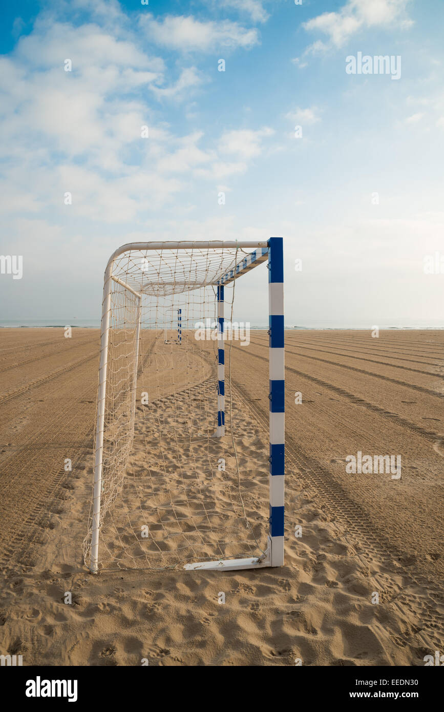 Football pitch on a beach hi-res stock photography and images - Alamy