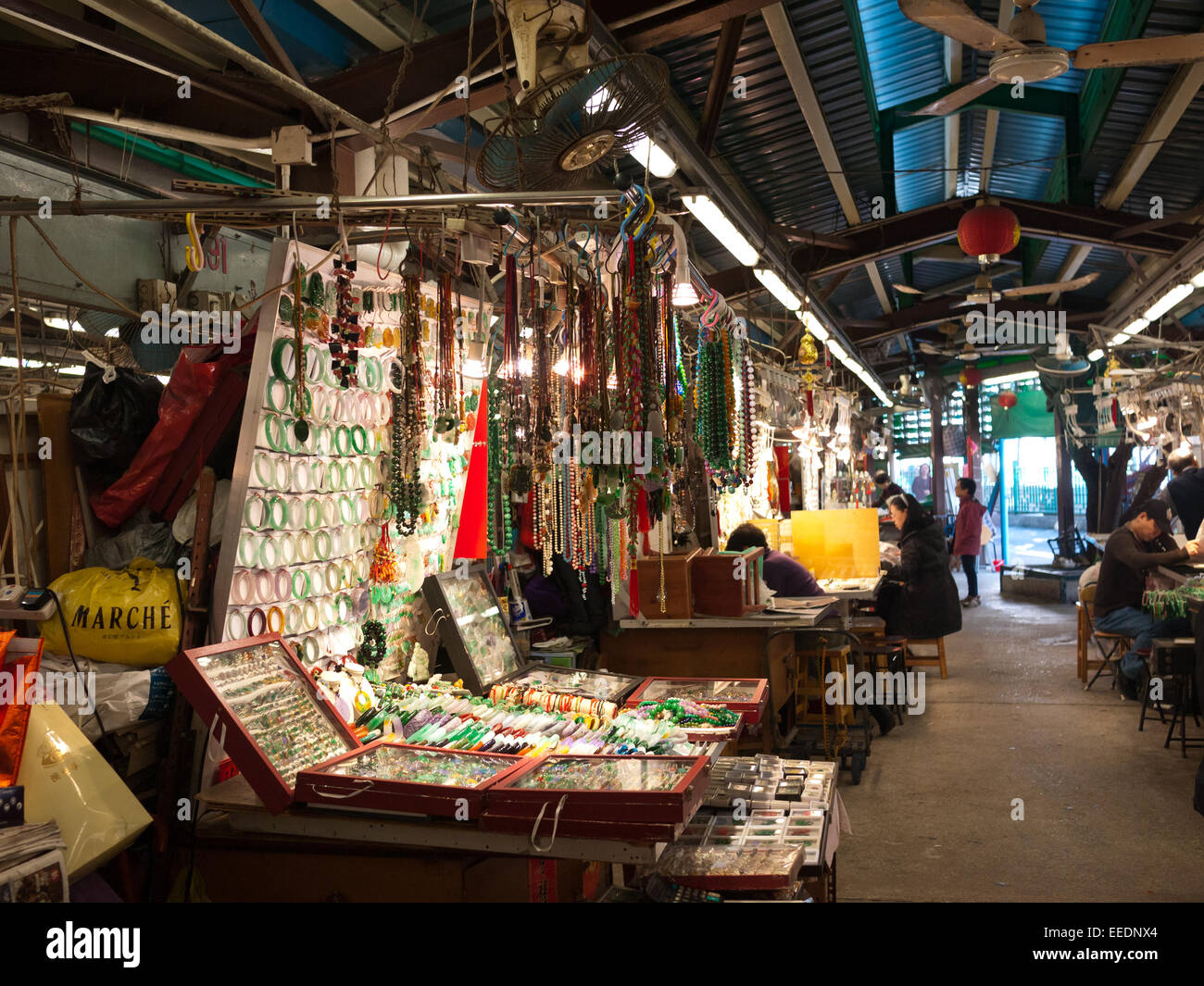 Hong Kong 2015 - Jade market in Kowloon Stock Photo - Alamy