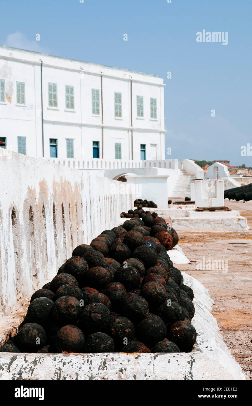Cape coast castle, ghana hi-res stock photography and images - Alamy