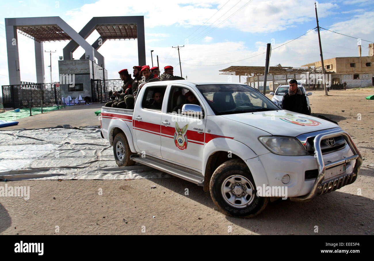 Entrance of rafah border crossing hi-res stock photography and images ...