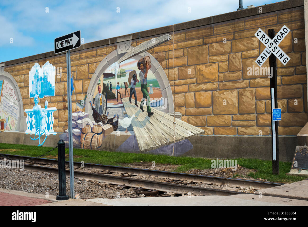 Mississippi River Tales Mural, Cape Girardeau Misouri Stock Photo - Alamy