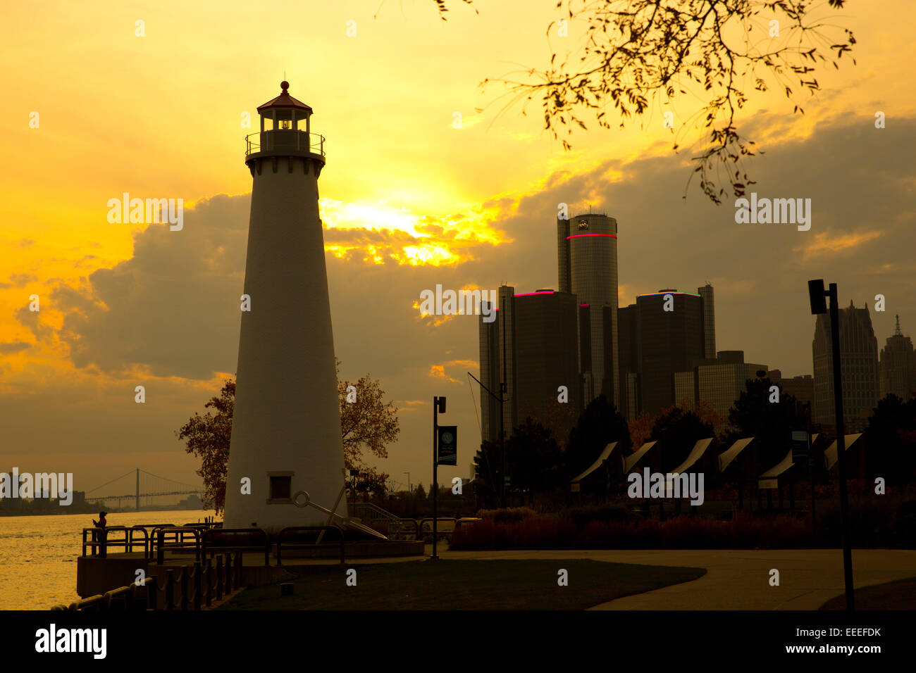 Detroit Lighthouse in sundown, Michigan, USA. Oct. 27, 2014 Stock Photo ...